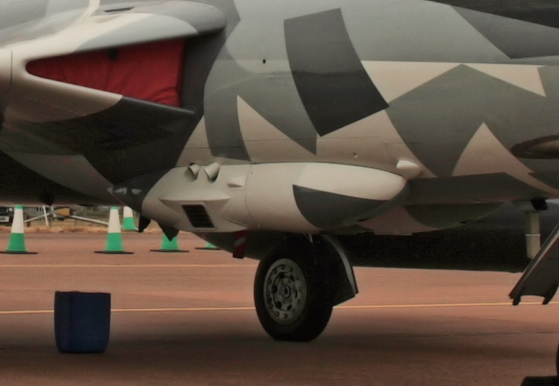 Splinter Camo Hawker Hunter - Aircraft Modern - Britmodeller.com